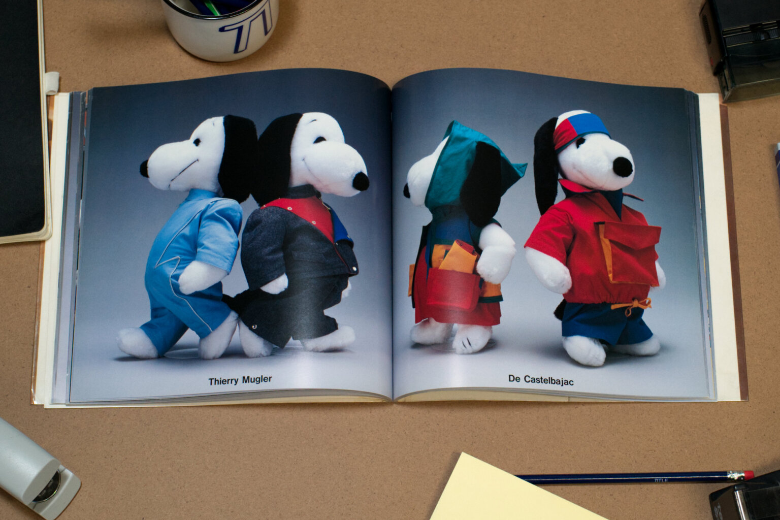 “Snoopy in Fashion“ – An A-Z of 1980’s Fashion Modeled by a Beagle ...